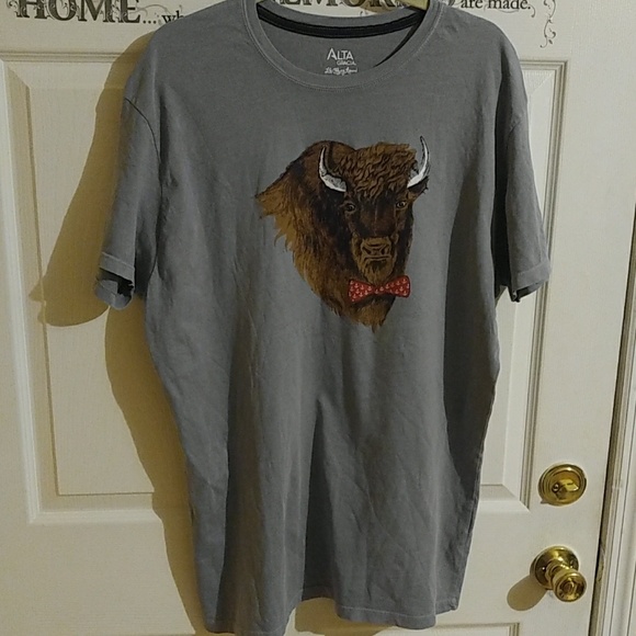 Alta Gracia | Shirts | Alta Graphics Grey Tshirt Size Xl | Poshmark
